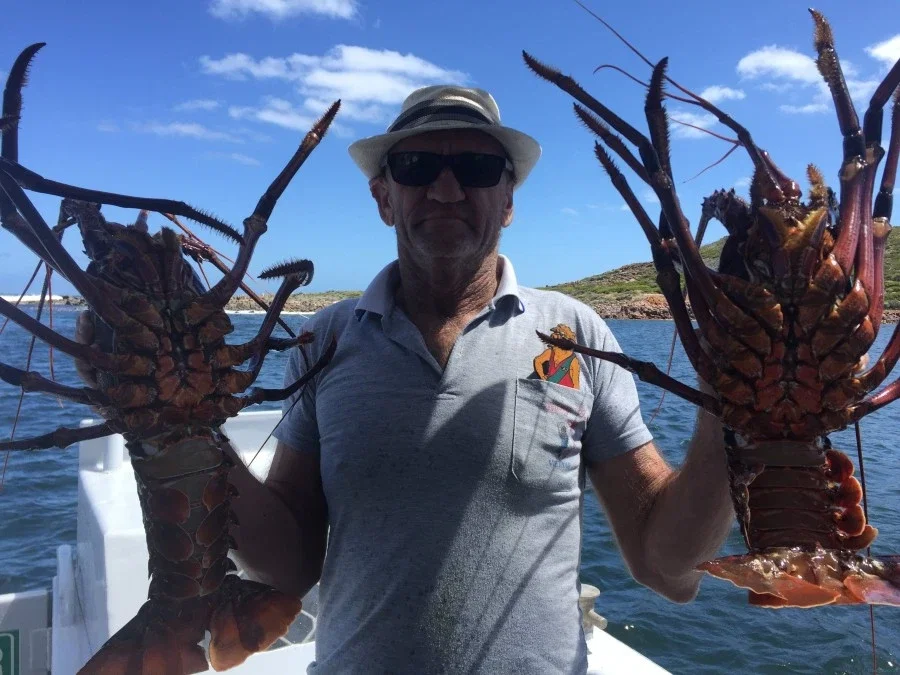 Viaje de pesca de langosta en Australia a bordo de Catatude con el ...